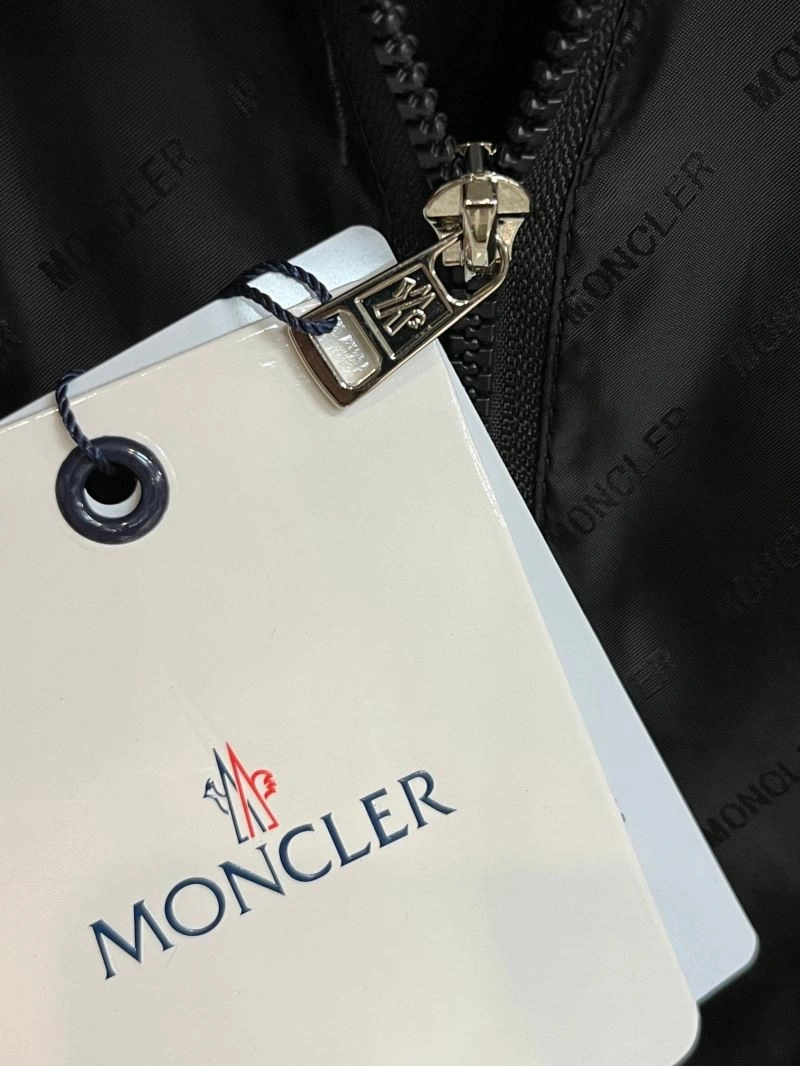 Precise copy Moncler Outwear