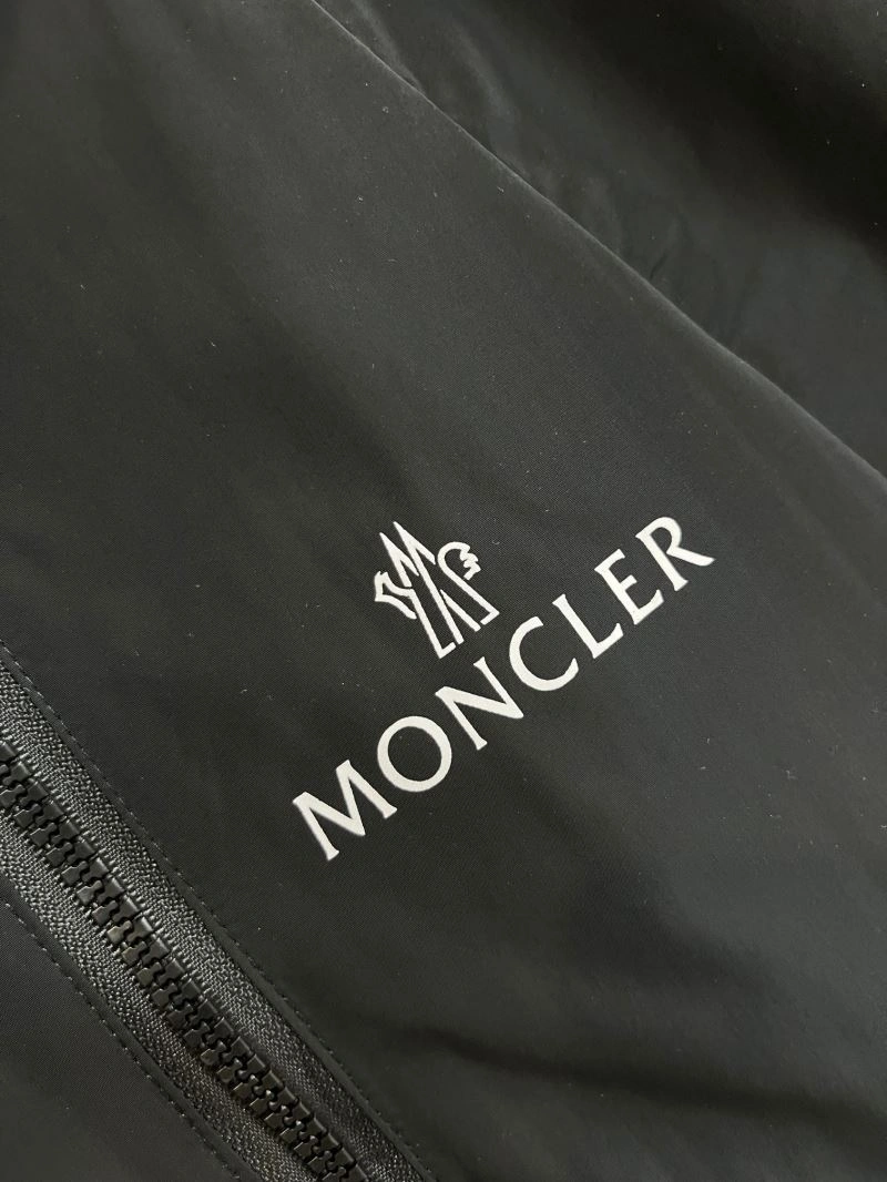 Top mirror Moncler Outwear