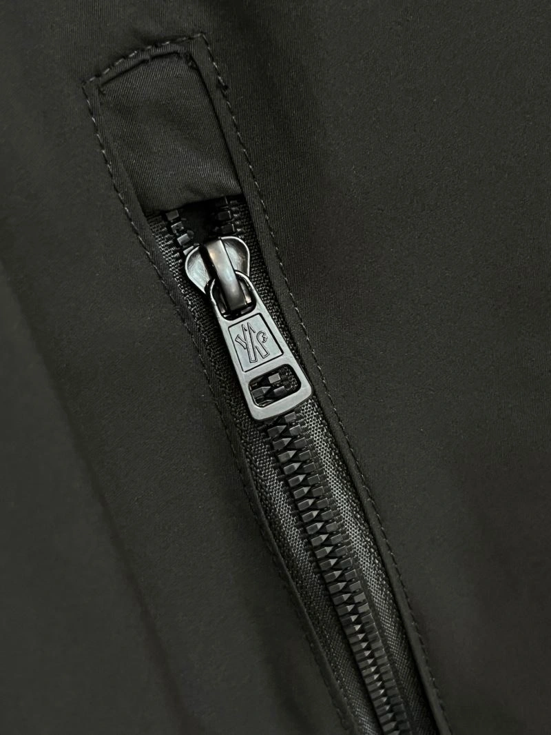 Top mirror Moncler Outwear