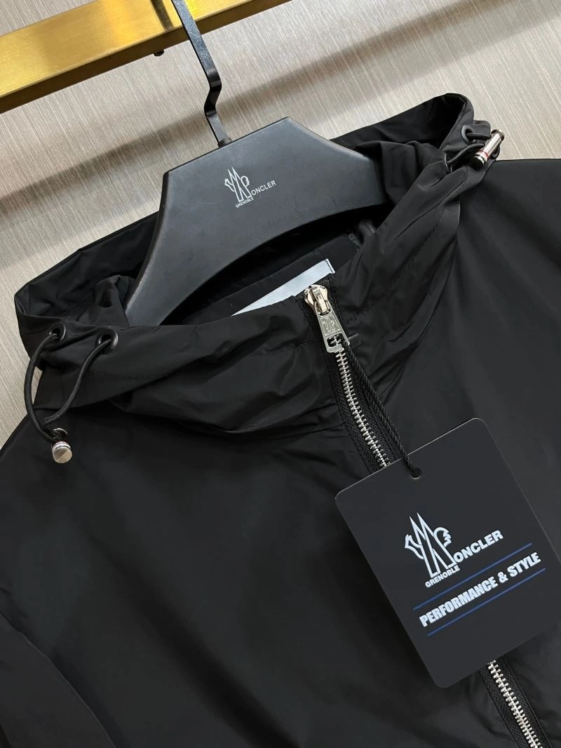 Top mirror Moncler Outwear