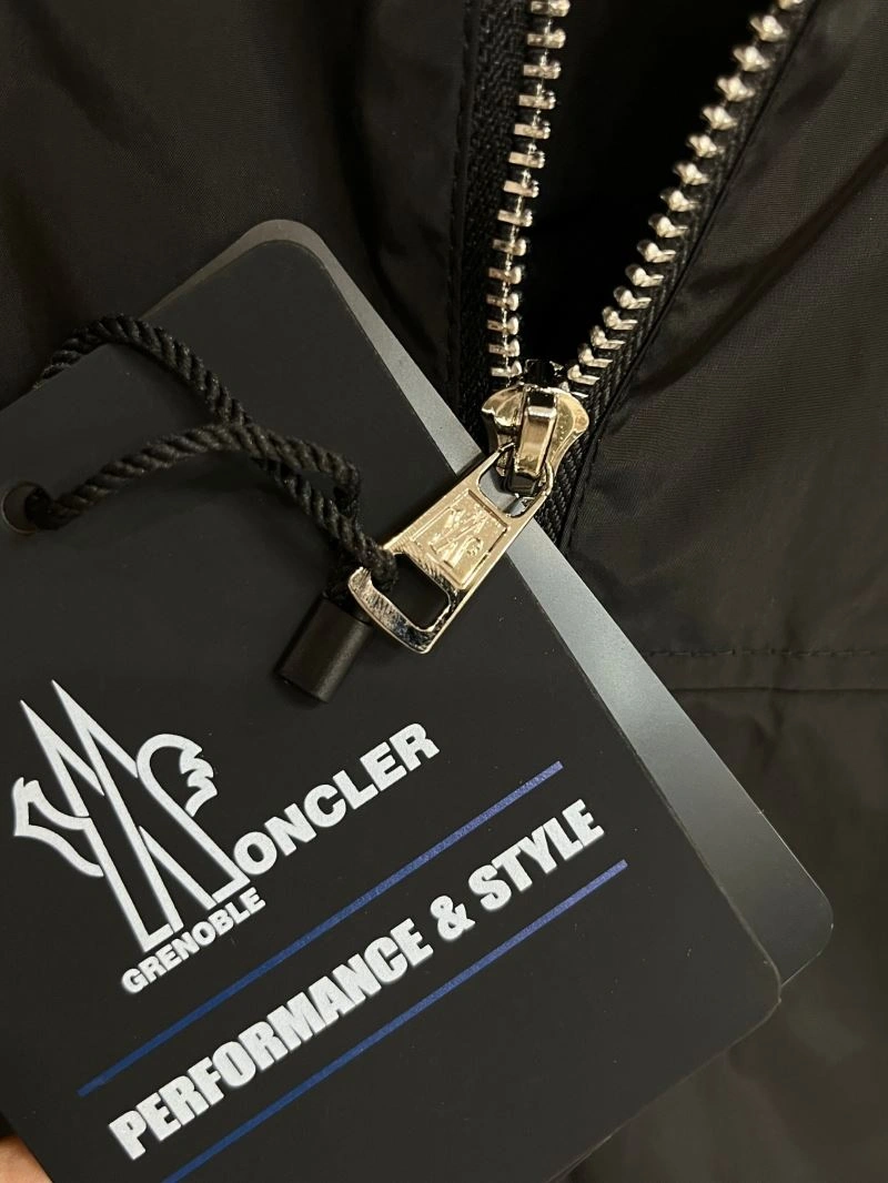 Top mirror Moncler Outwear