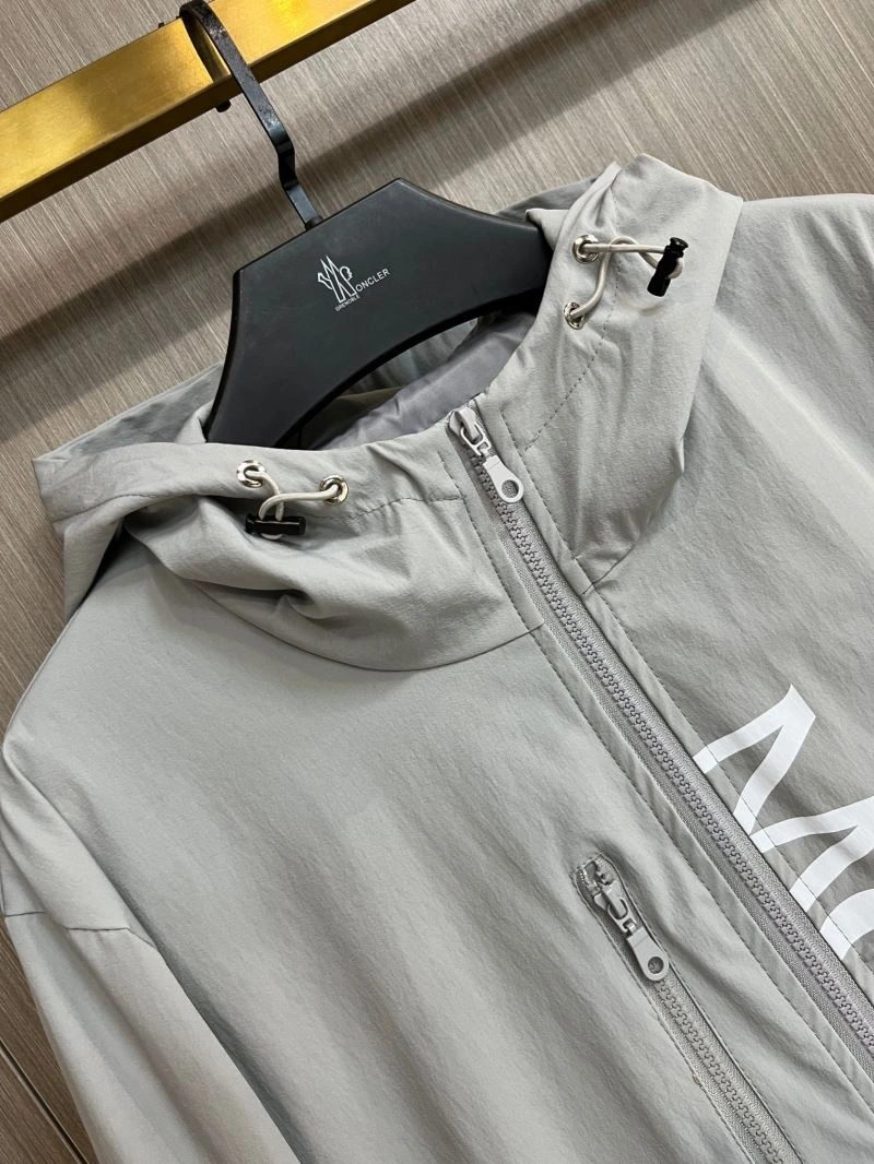Legit Moncler Outwear