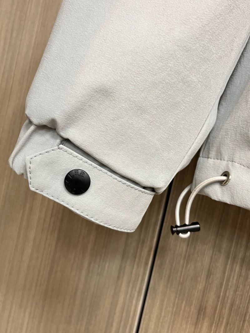 Legit Moncler Outwear