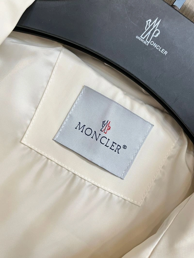 Official Moncler Outwear