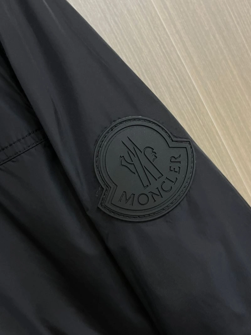 Legit Moncler Outwear