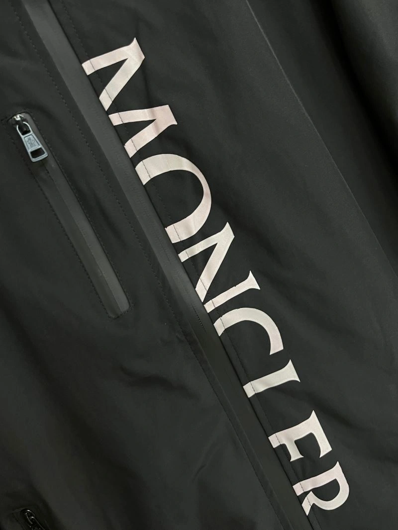 Brand-original Moncler Outwear