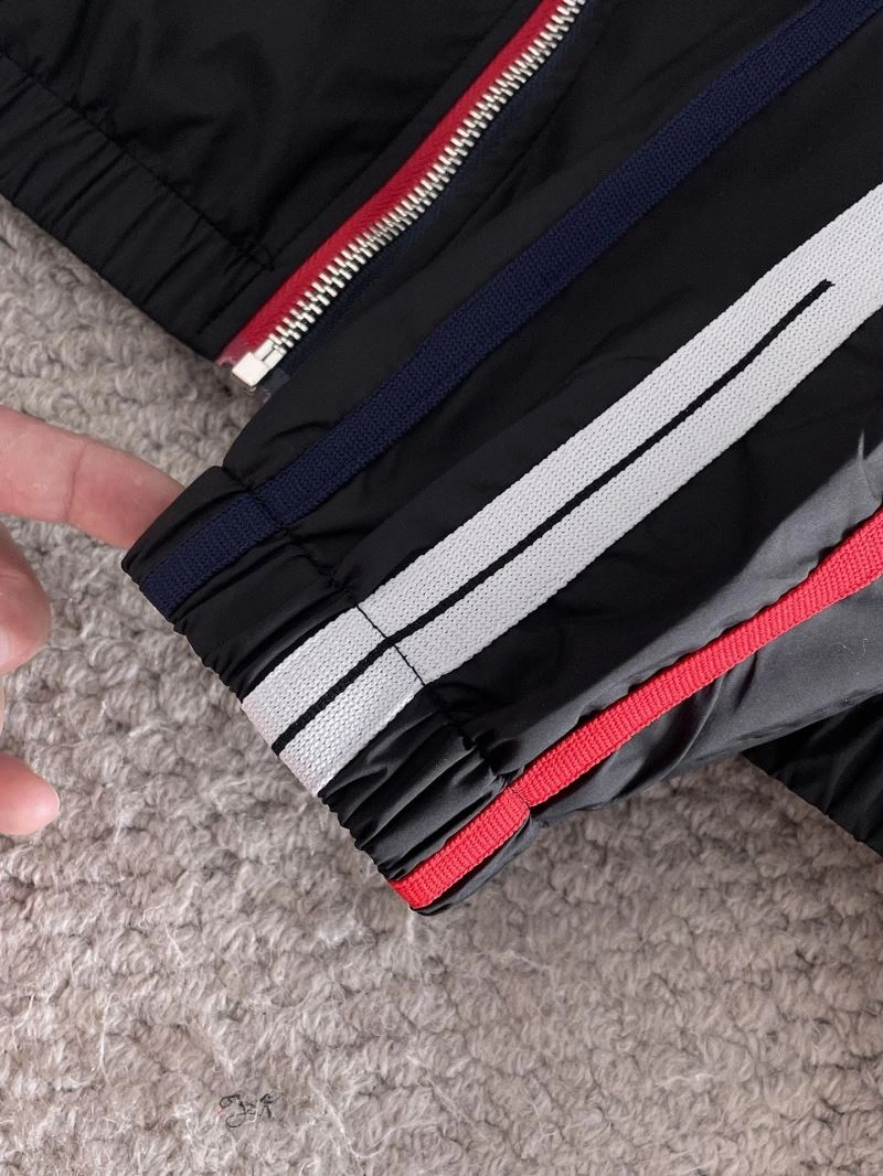 Bargain Moncler Outwear
