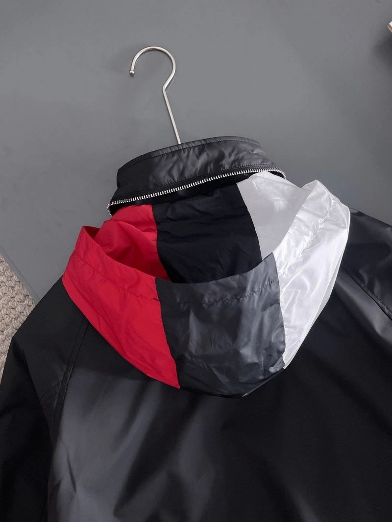 Bargain Moncler Outwear