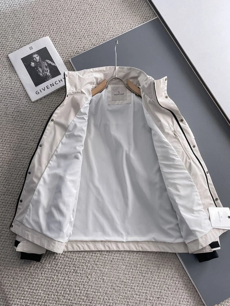 Accurate model Moncler Outwear