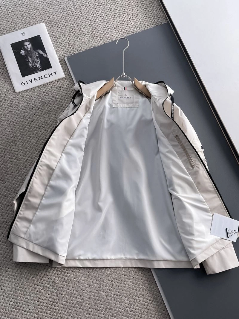 Accurate model Moncler Outwear