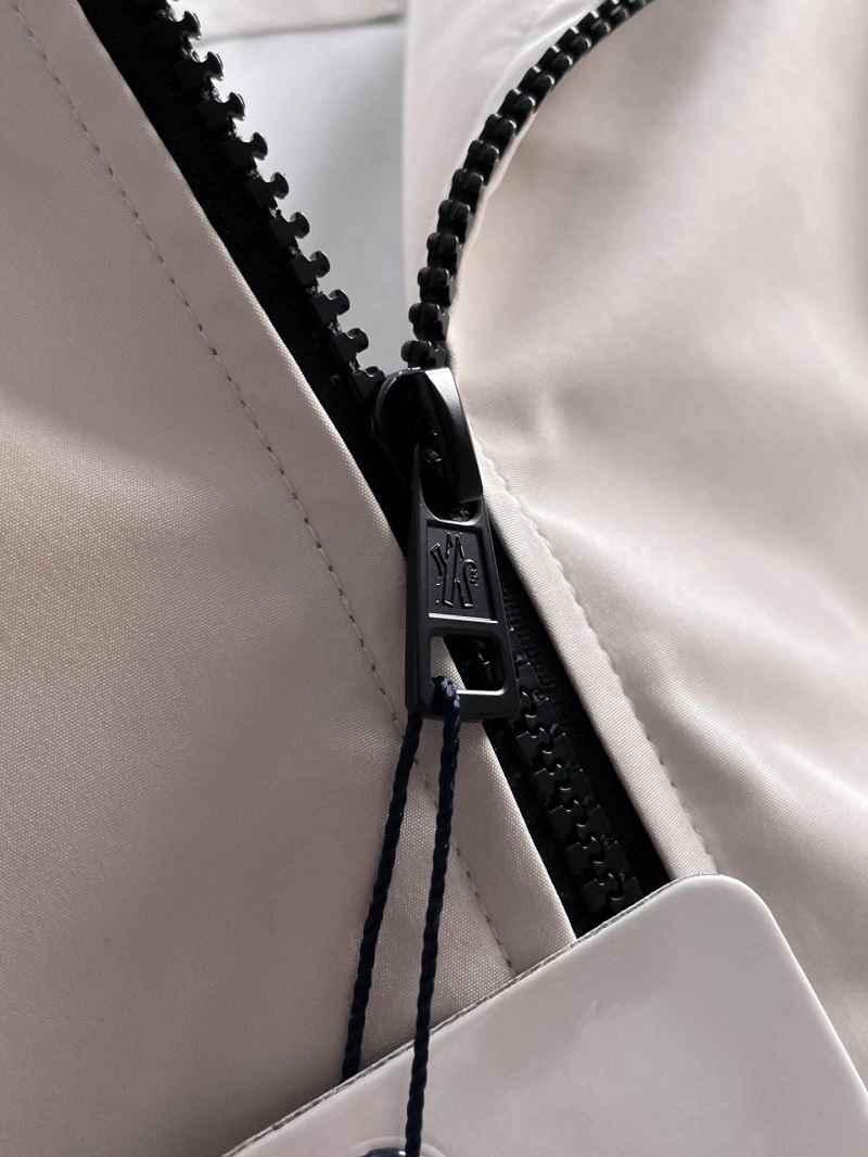 Accurate model Moncler Outwear
