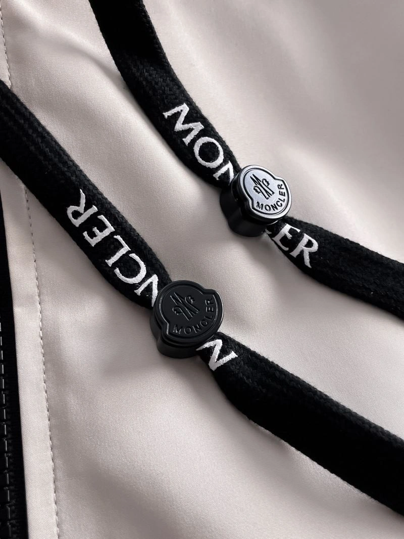 Accurate model Moncler Outwear