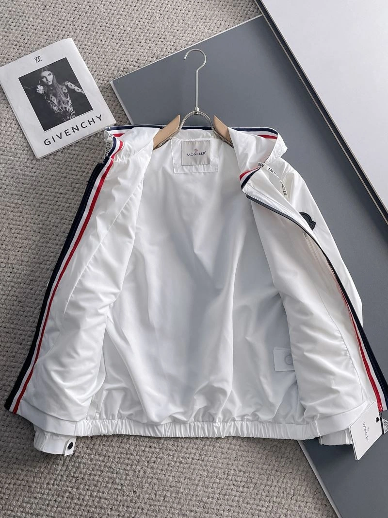 High fidelity Moncler Outwear