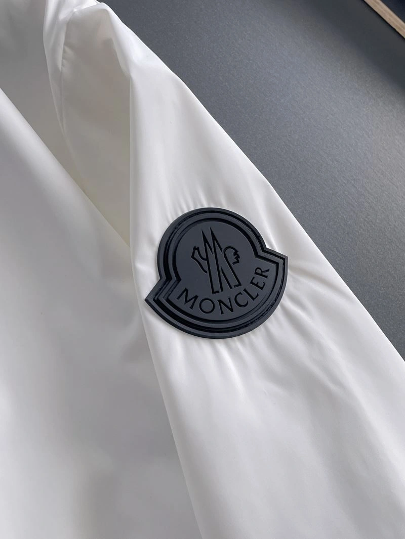 High fidelity Moncler Outwear