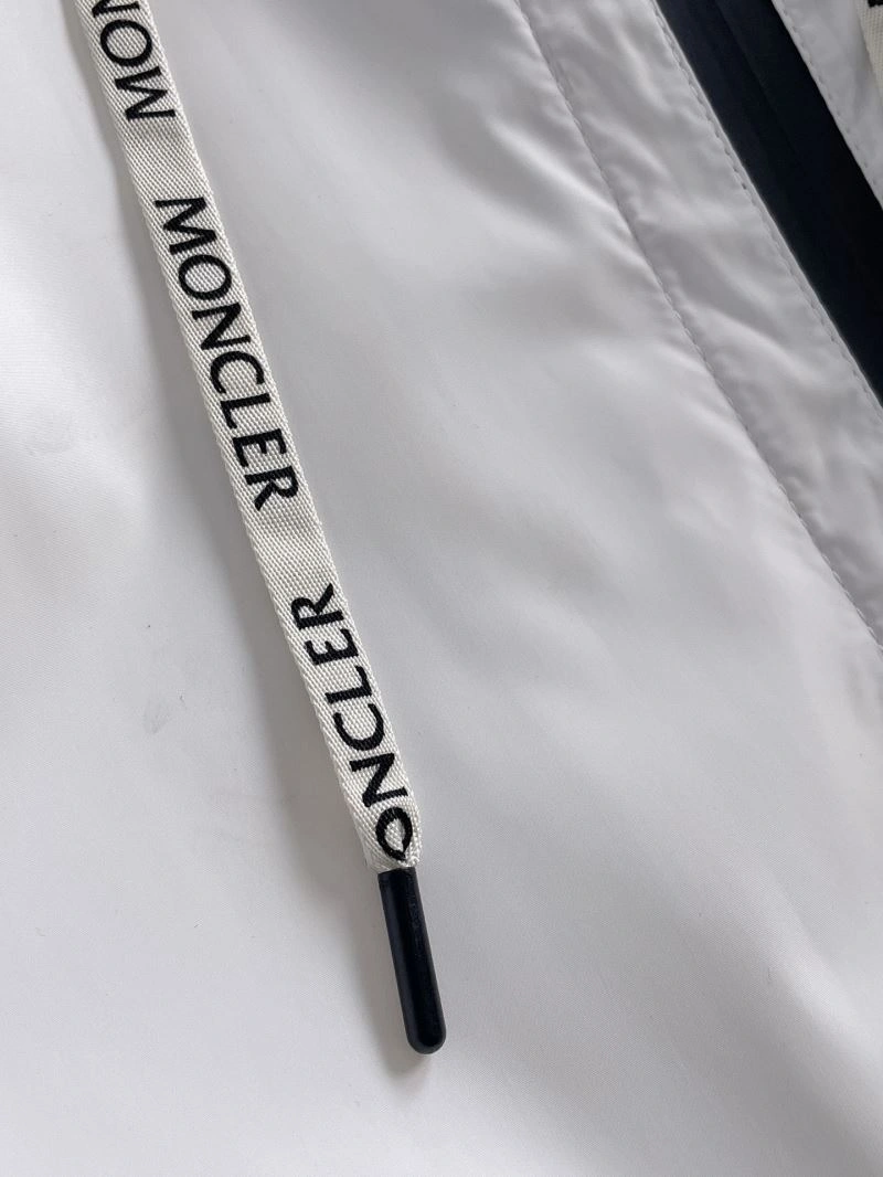 High fidelity Moncler Outwear