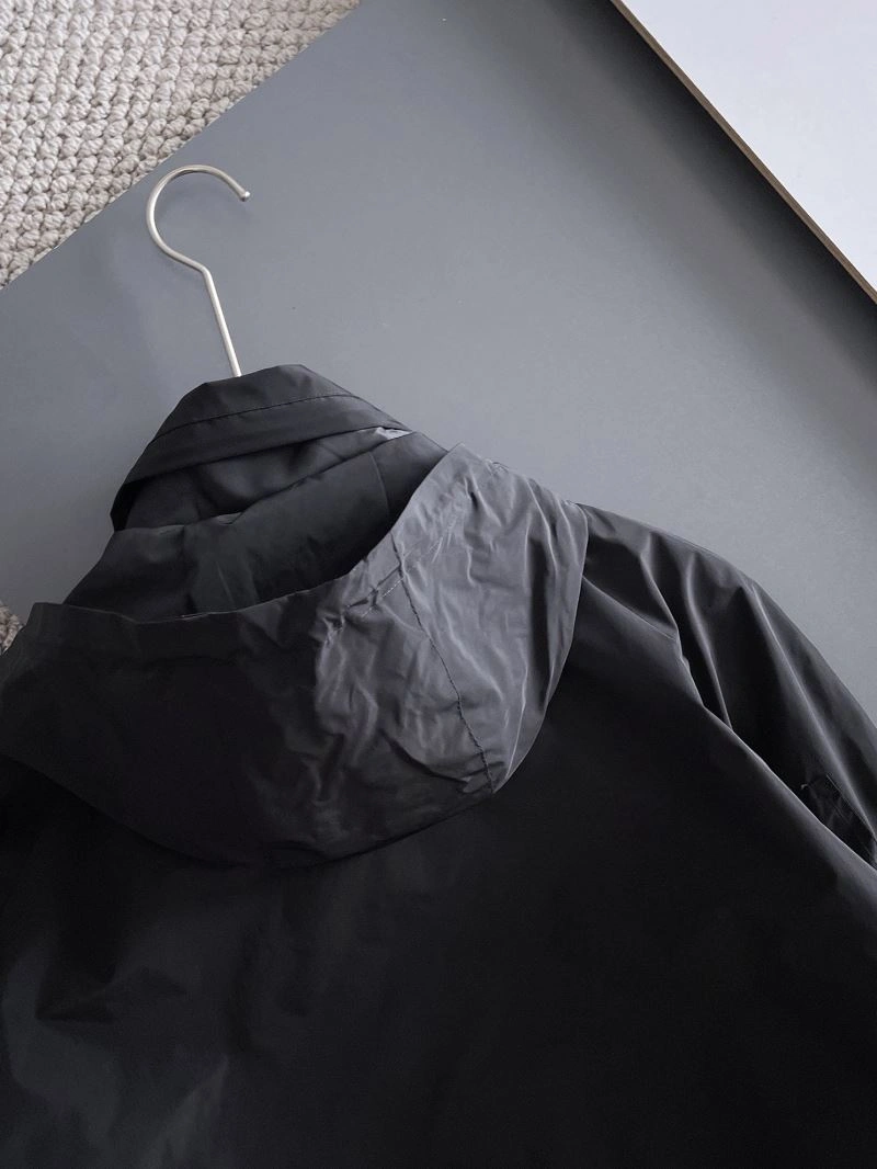 Brand-original Moncler Outwear