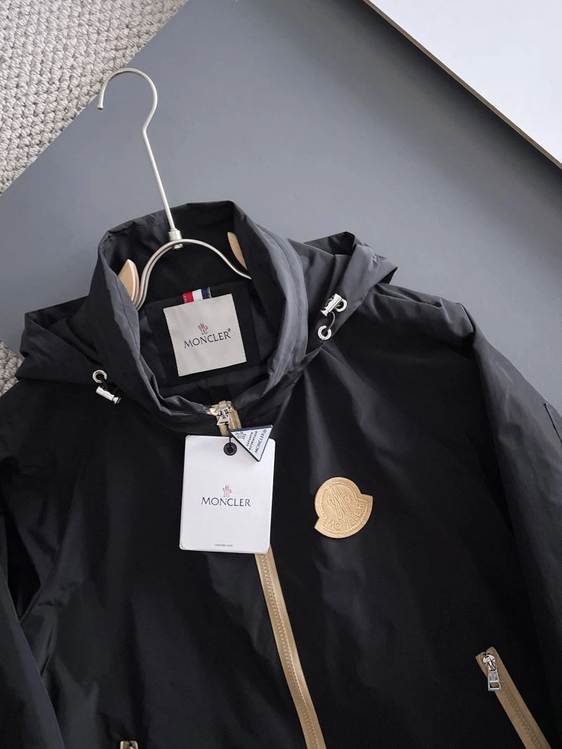 Brand-original Moncler Outwear