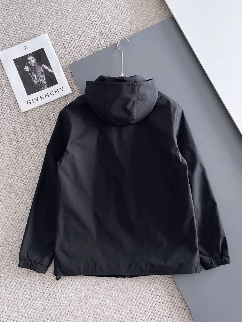Official Moncler Outwear