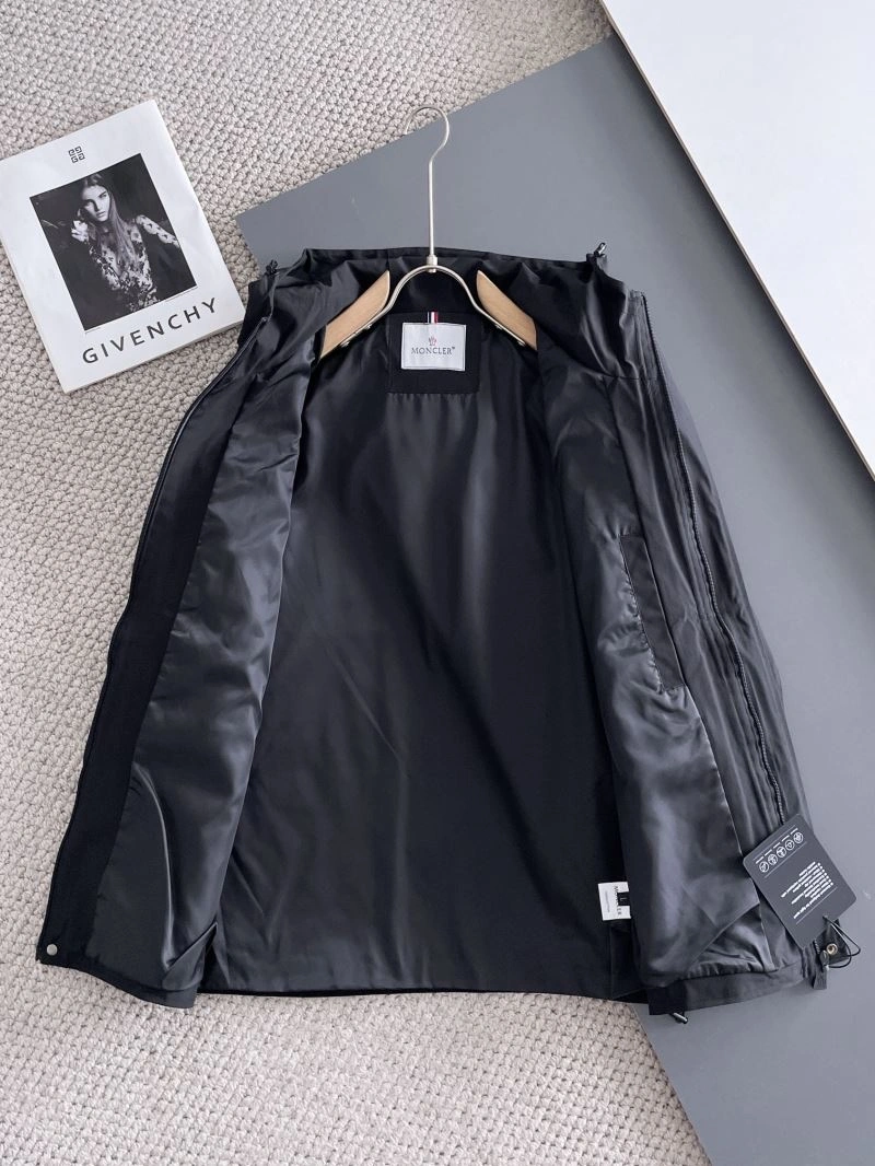 Official Moncler Outwear
