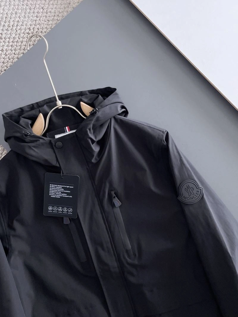 Official Moncler Outwear