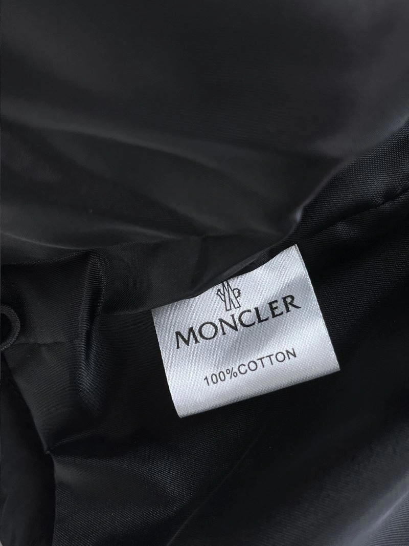 Low-cost Moncler Outwear