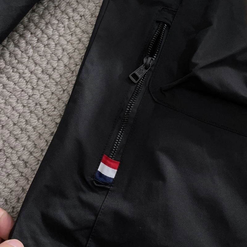 Accurate model Moncler Outwear