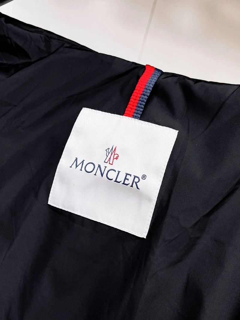 Discounted Moncler Outwear