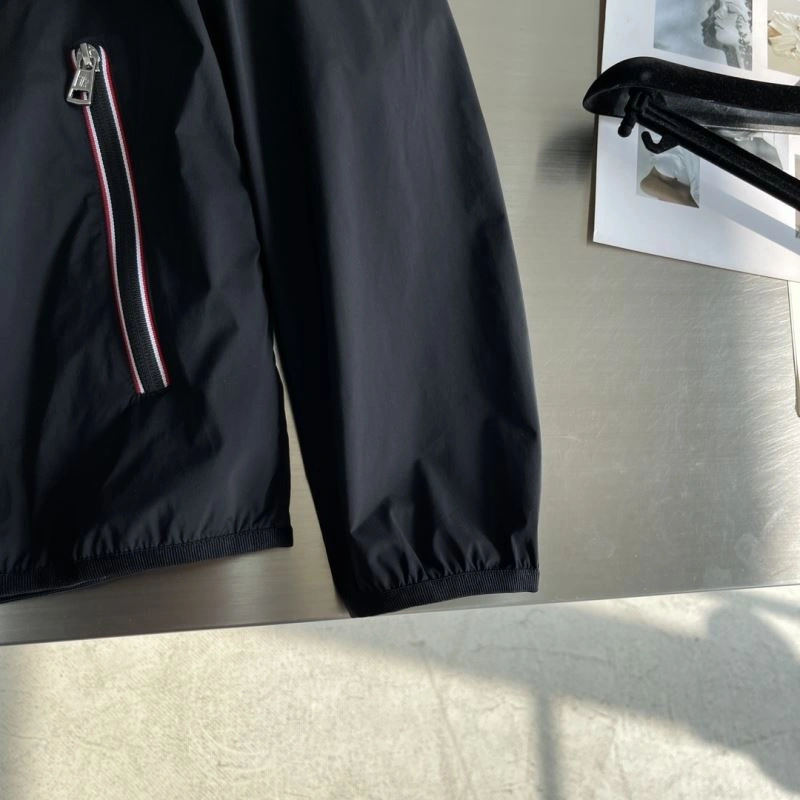 High fidelity Moncler Outwear