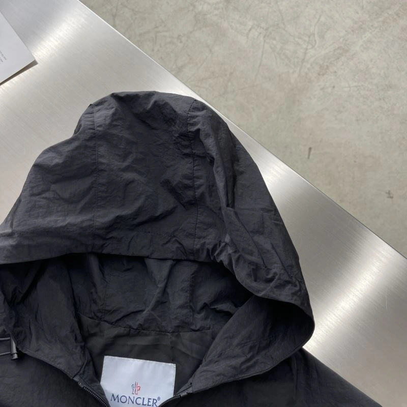 Official Moncler Outwear