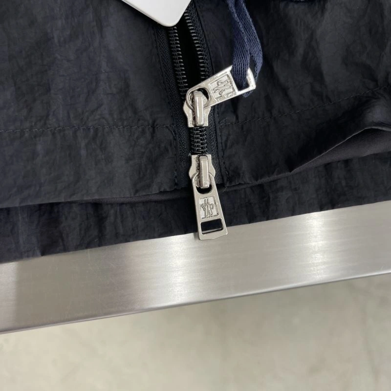 Bargain Moncler Outwear