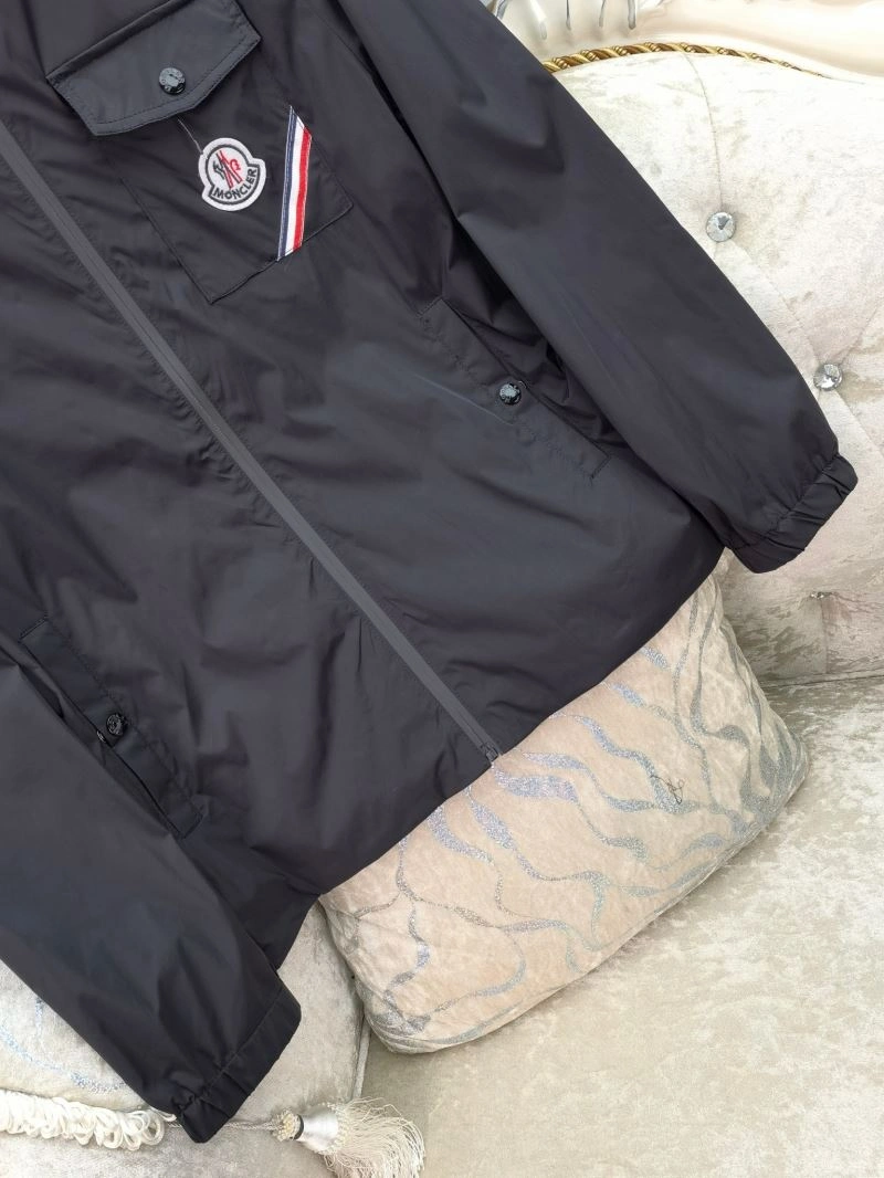 Bargain Moncler Outwear