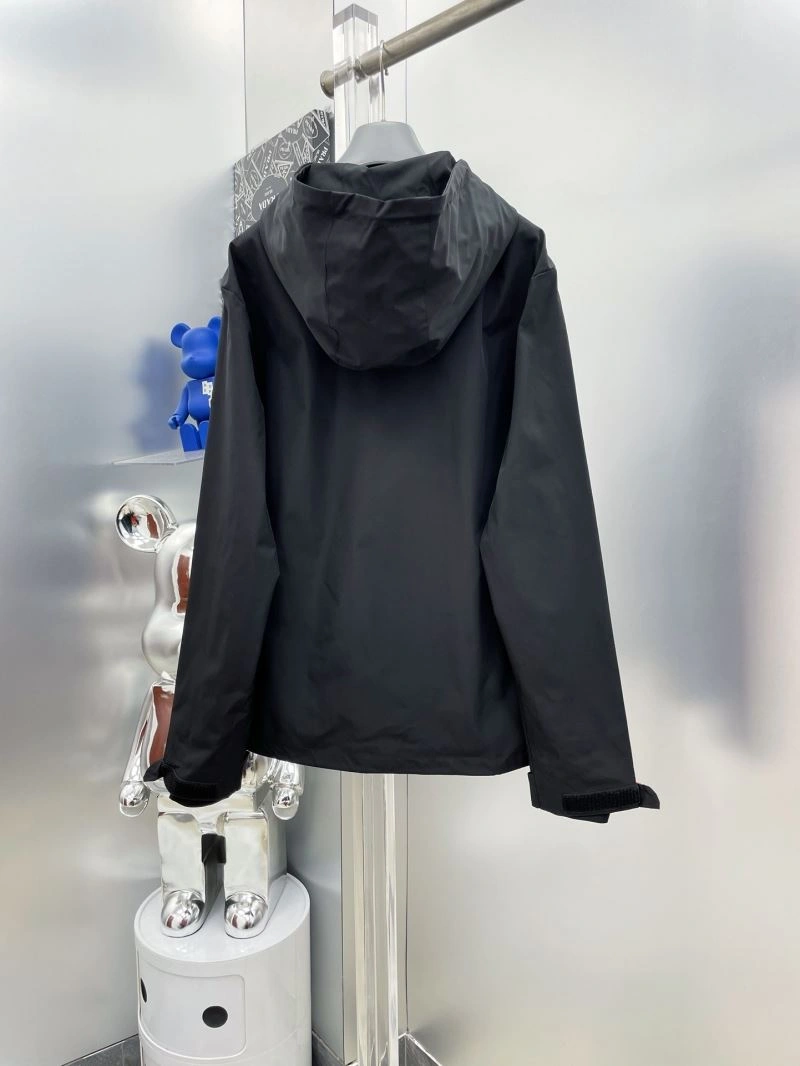 Top match Moncler Outwear
