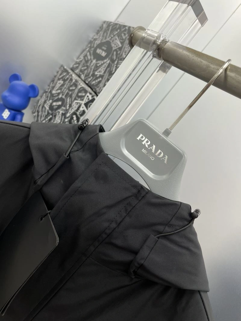 Top match Moncler Outwear
