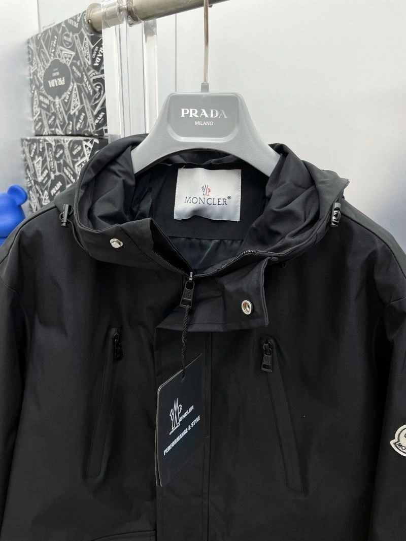 Top match Moncler Outwear