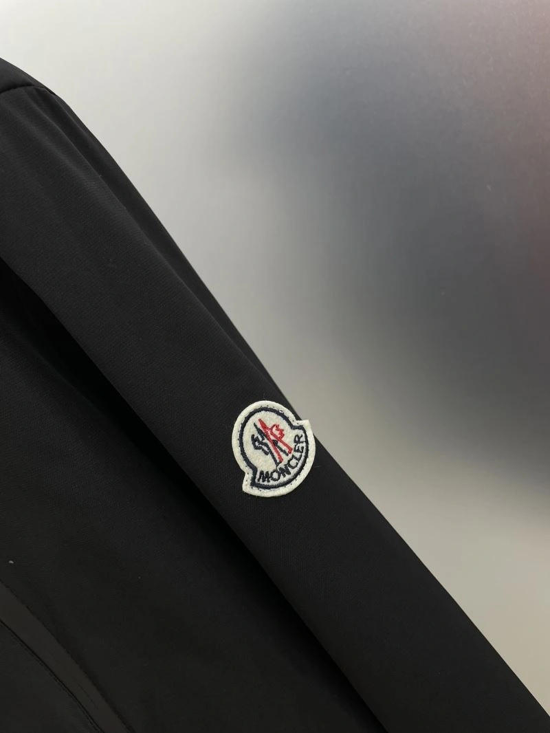 Top match Moncler Outwear