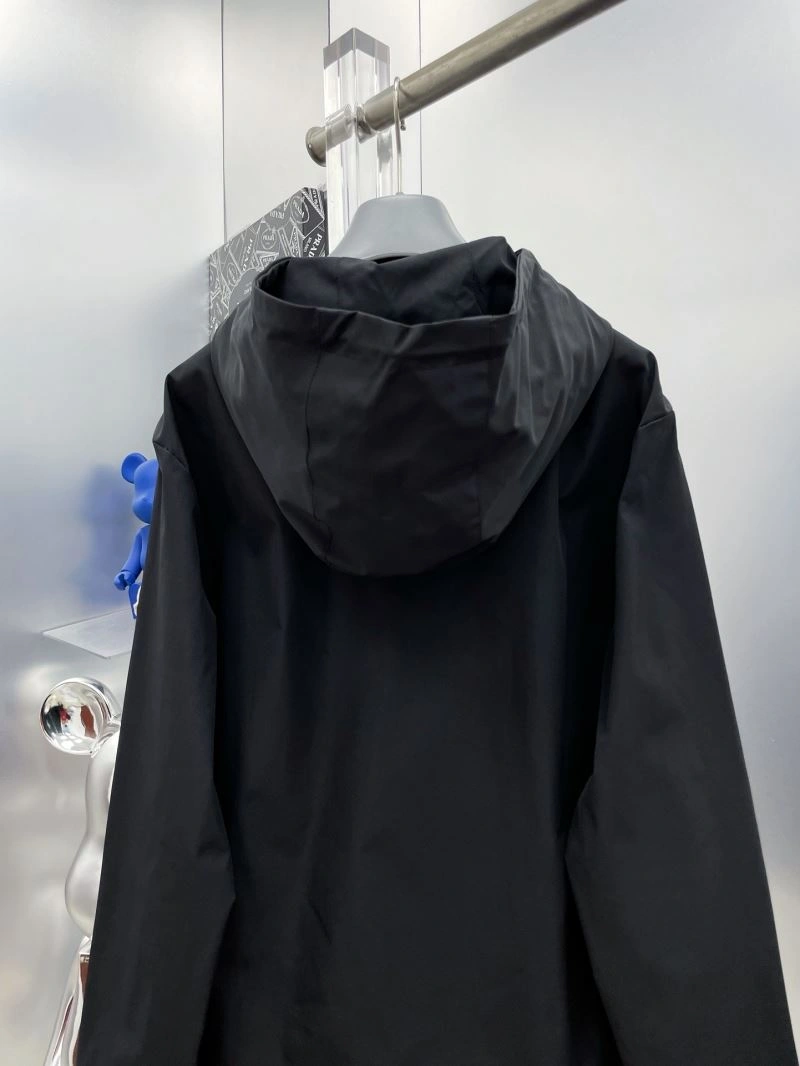Top match Moncler Outwear