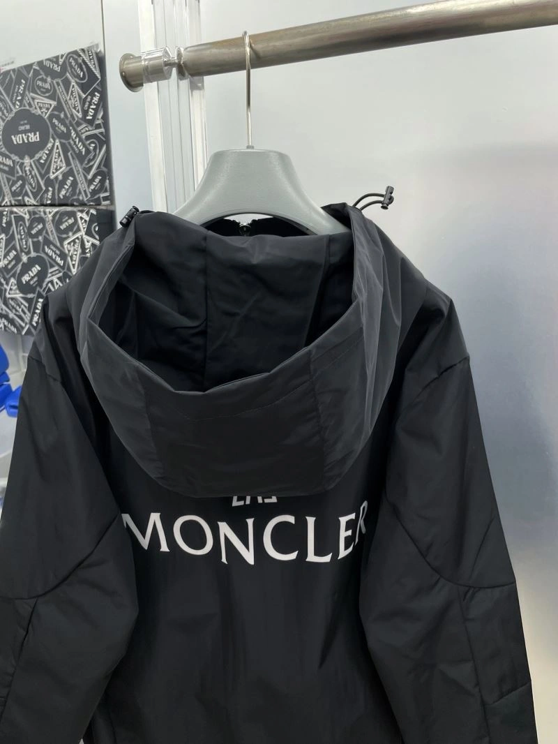High fidelity Moncler Outwear