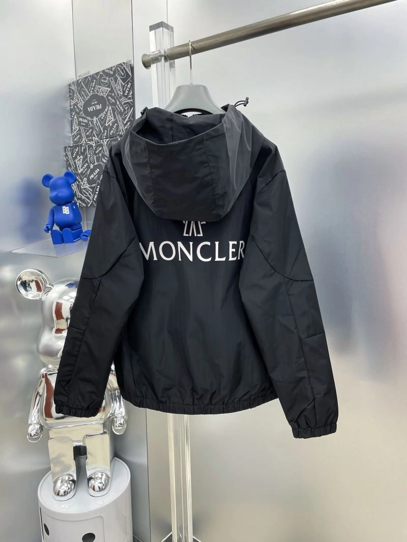 High fidelity Moncler Outwear