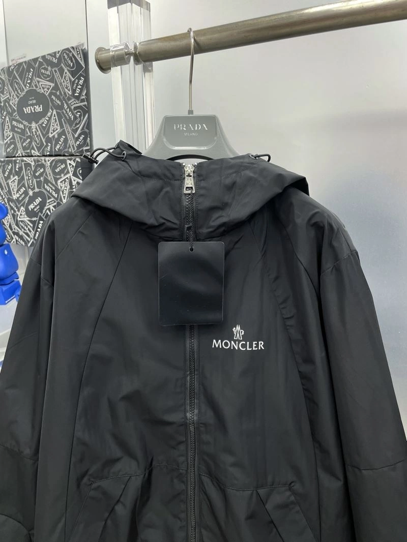 High fidelity Moncler Outwear