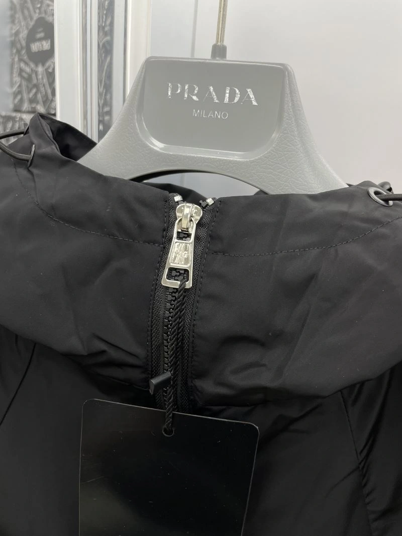 High fidelity Moncler Outwear