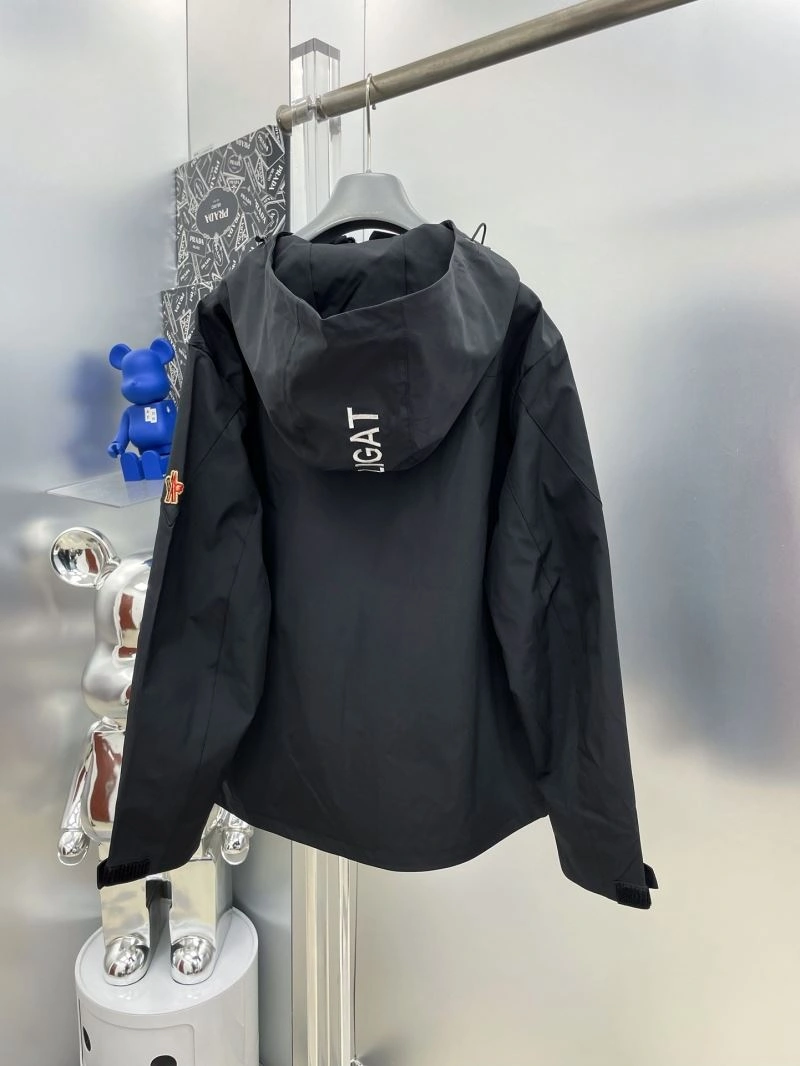 Top mirror Moncler Outwear