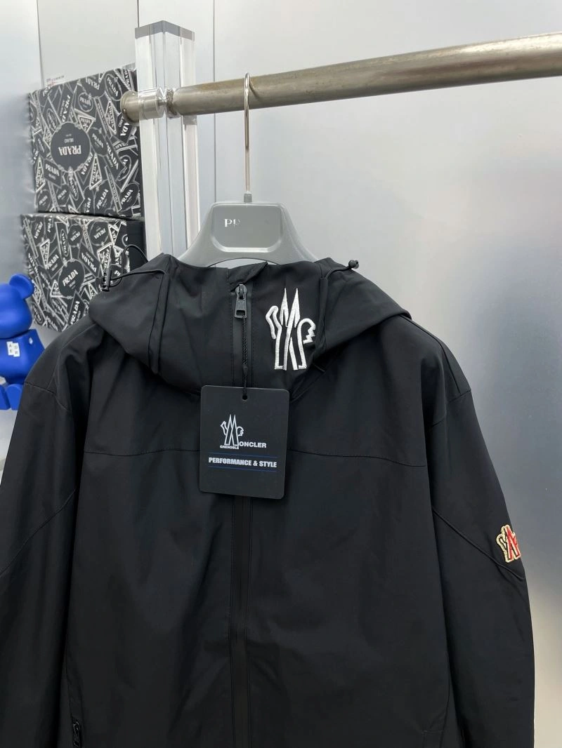 Top mirror Moncler Outwear
