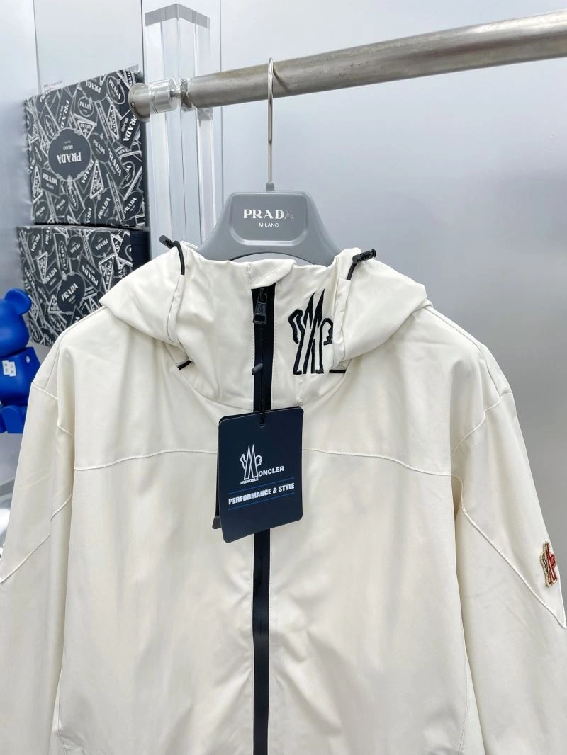 Brand-original Moncler Outwear