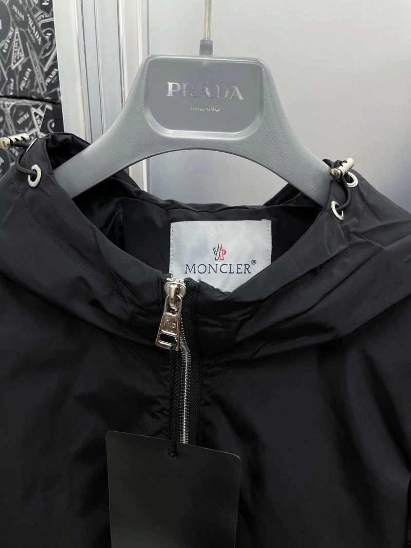 Precise copy Moncler Outwear
