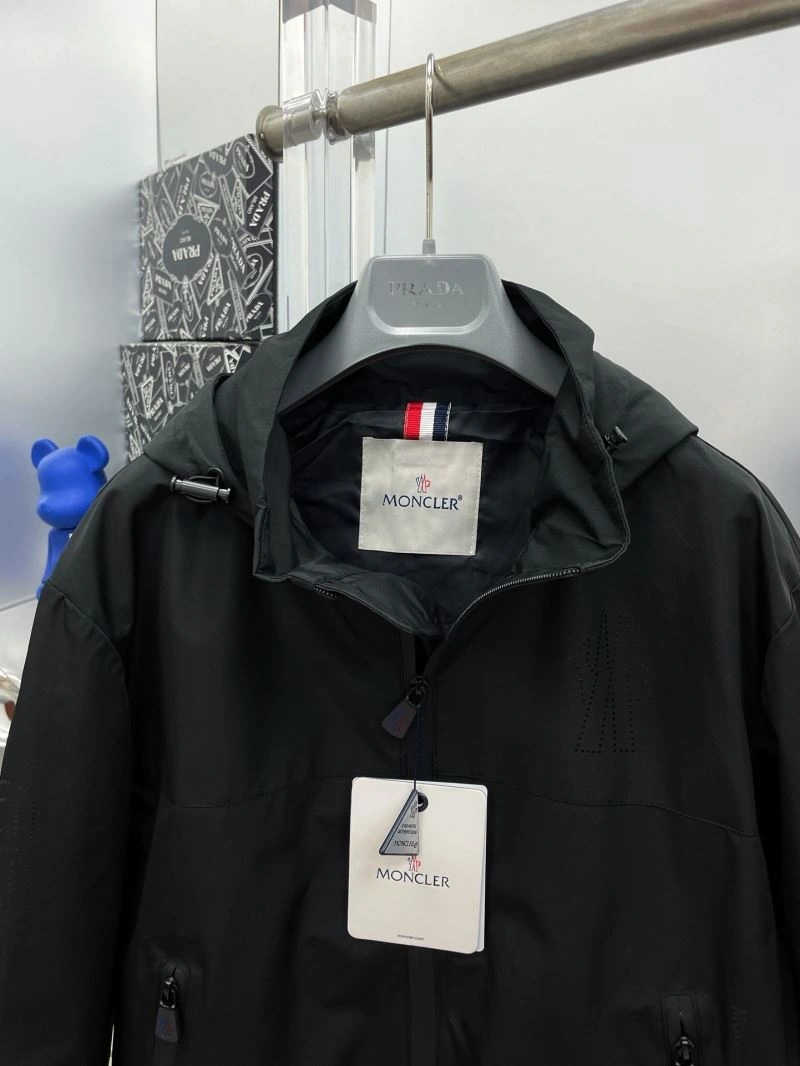 Perfect replica Moncler Outwear