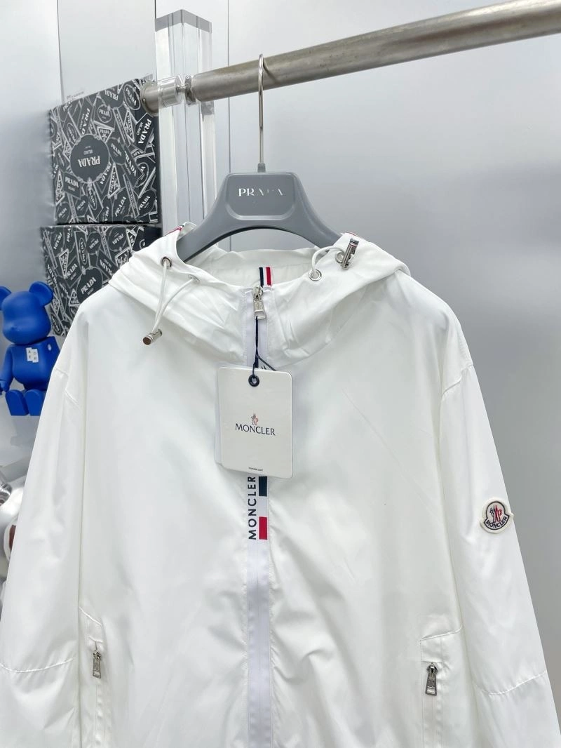 Economical Moncler Outwear