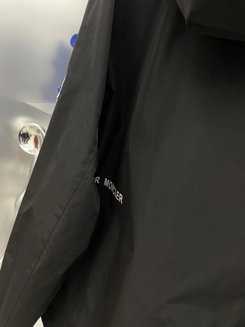 Legit Moncler Outwear