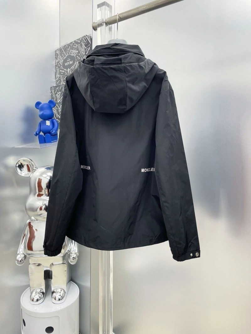 Legit Moncler Outwear