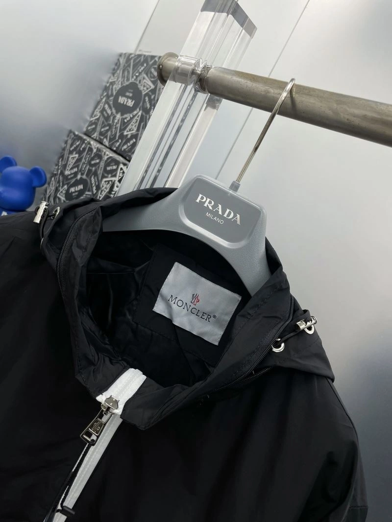 Legit Moncler Outwear