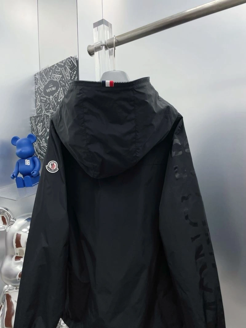 Discounted Moncler Outwear